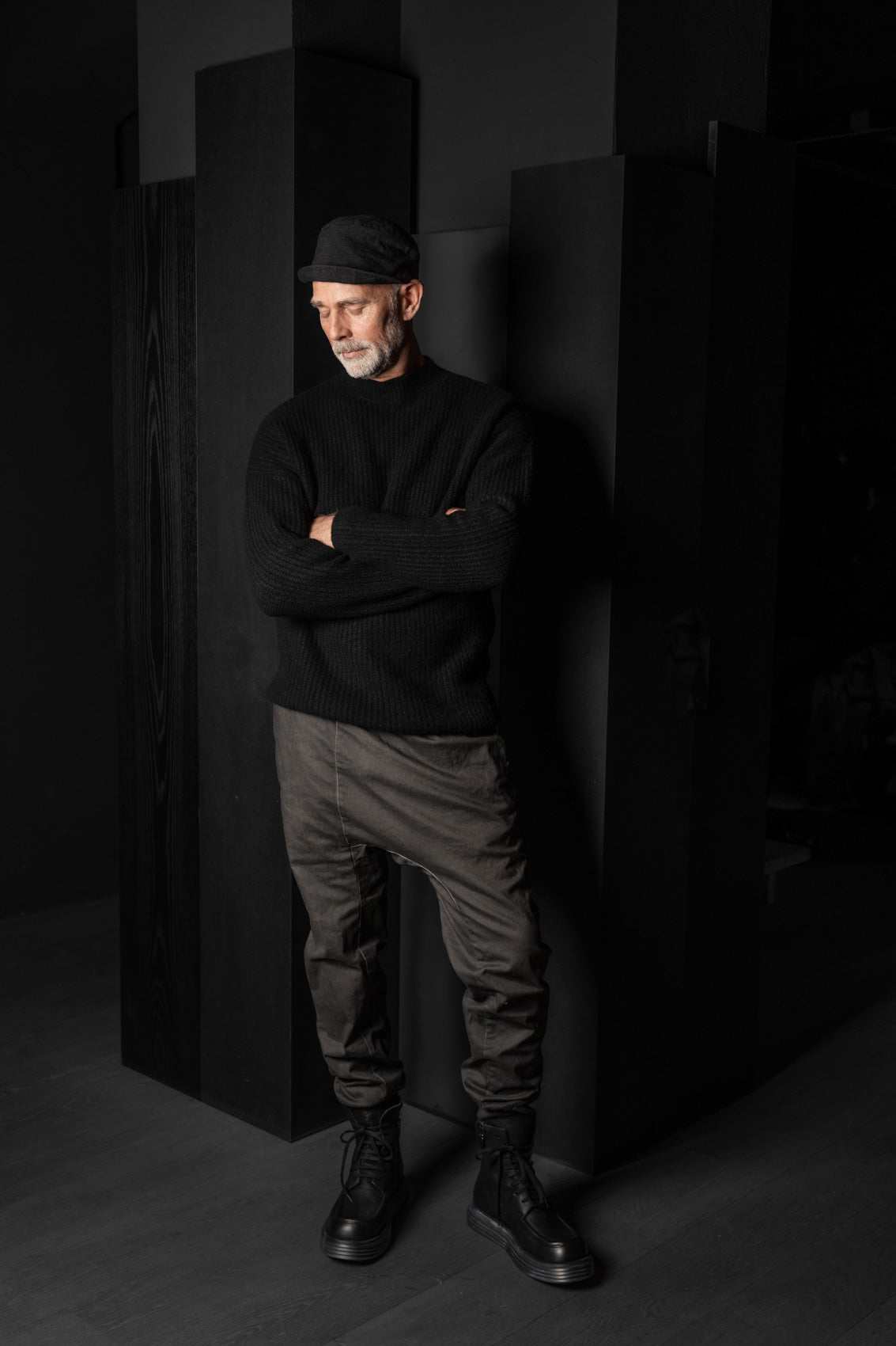 DAUB-PANTS-PT125-T413-DARK GREY – THE Treasury